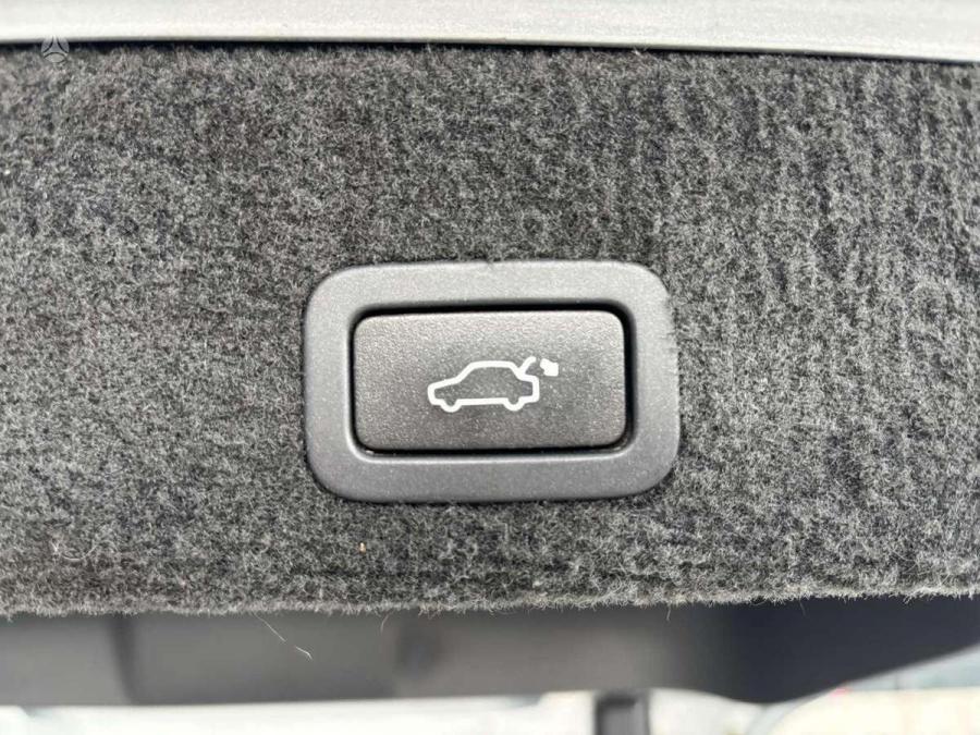 Grey Volvo V70 2012 in Vilnius, with an engine capacity of 1.98 L and mileage of 410 thousand km for 6000 €, photo 24 on AUTOMOTO.COM.LV