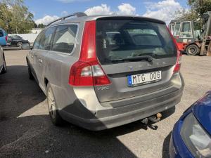 Grey Volvo V70 2012 in Kaunas, with an engine capacity of 1.56 L and mileage of 311 thousand km for 2600 €, photo 5 on AUTOMOTO.COM.LV