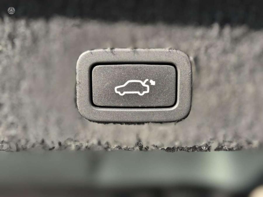 Grey Volvo V70 2012 in Siauliai, with an engine capacity of 2.00 L and mileage of 292 thousand km for 6000 €, photo 25 on AUTOMOTO.COM.LV