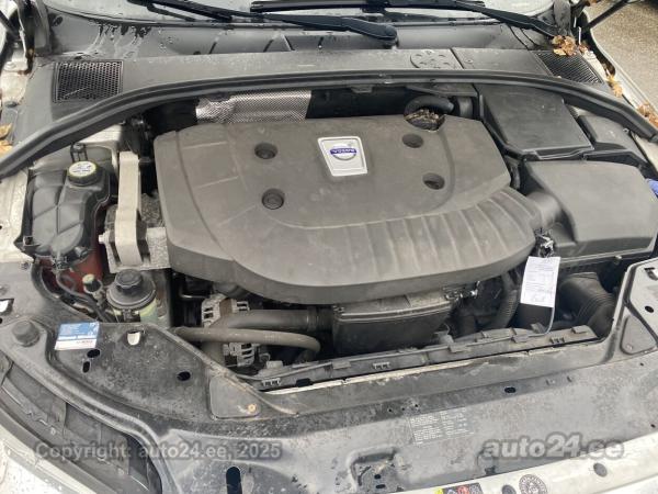 Pelēks Volvo V70 2013 Viljandi, ar dzinēja tilpumu 2.00 L un nobraukumu 256 tūkst. km par 7390 €, foto 11 vietnē AUTOMOTO.COM.LV