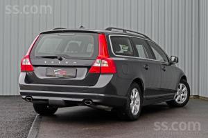 Grey Volvo V70 2013 in Ogre, with an engine capacity of 2.40 L and mileage of 289 thousand km for 7900 €, photo 4 on AUTOMOTO.COM.LV