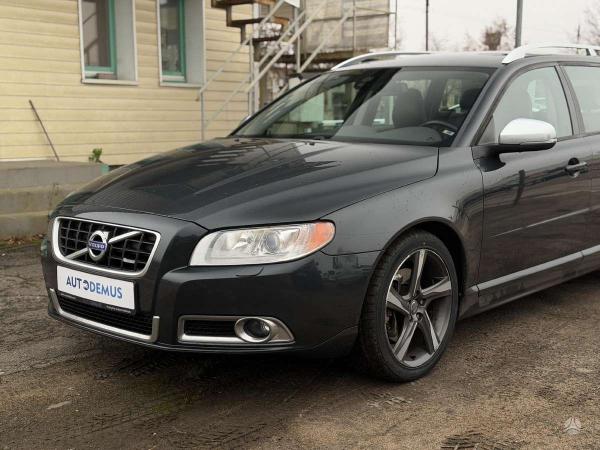 Pelēks Volvo V70 2013 Mažeikiai, ar dzinēja tilpumu 1.98 L un nobraukumu 286 tūkst. km par 7200 €, foto 5 vietnē AUTOMOTO.COM.LV