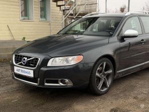 Grey Volvo V70 2013 in Mazeikiai, with an engine capacity of 1.98 L and mileage of 286 thousand km for 7200 €, photo 5 on AUTOMOTO.COM.LV