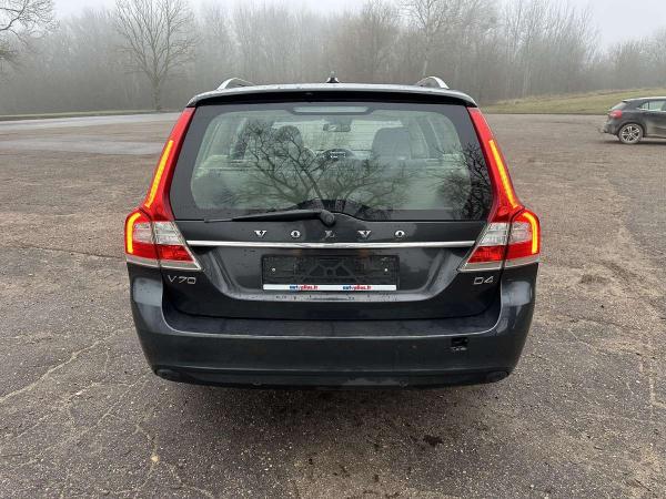 Grey Volvo V70 2013 in Kaunas, with an engine capacity of 1.98 L and mileage of 263 thousand km for 7850 €, photo 6 on AUTOMOTO.COM.LV