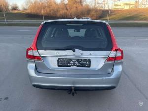 Grey Volvo V70 2013 in Kaunas, with an engine capacity of 1.56 L and mileage of 210 thousand km for 6250 €, photo 12 on AUTOMOTO.COM.LV