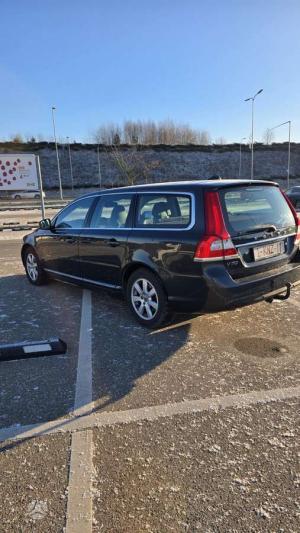 Pelēks Volvo V70 2013 Viļņa, ar dzinēja tilpumu 1.98 L un nobraukumu 279 tūkst. km par 6450 €, foto 8 vietnē AUTOMOTO.COM.LV