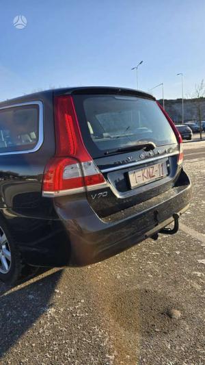 Pelēks Volvo V70 2013 Viļņa, ar dzinēja tilpumu 1.98 L un nobraukumu 279 tūkst. km par 6450 €, foto 10 vietnē AUTOMOTO.COM.LV
