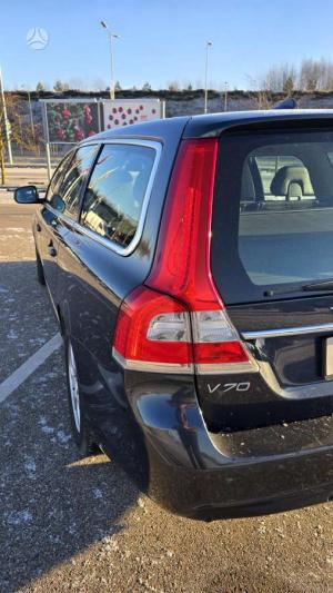 Pelēks Volvo V70 2013 Viļņa, ar dzinēja tilpumu 1.98 L un nobraukumu 279 tūkst. km par 6450 €, foto 14 vietnē AUTOMOTO.COM.LV