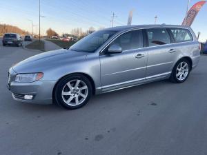 Grey Volvo V70 2013 in Kaunas, with an engine capacity of 1.56 L and mileage of 210 thousand km for 6250 €, photo 7 on AUTOMOTO.COM.LV