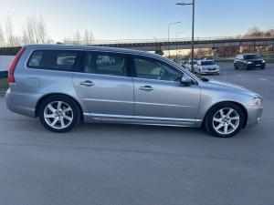 Grey Volvo V70 2013 in Kaunas, with an engine capacity of 1.56 L and mileage of 210 thousand km for 6250 €, photo 16 on AUTOMOTO.COM.LV