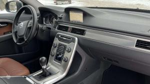 Pelēks Volvo V70 2013 Ukmergė, ar dzinēja tilpumu 1.56 L un nobraukumu 268 tūkst. km par 6200 €, foto 7 vietnē AUTOMOTO.COM.LV
