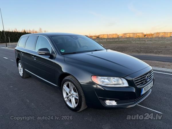 Grey Volvo V70 2013 in Tallinn, with an engine capacity of 2.00 L and mileage of 323 thousand km for 7490 €, photo 3 on AUTOMOTO.COM.LV