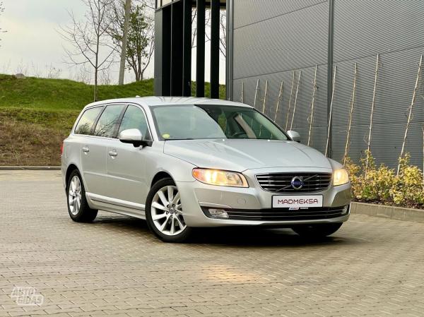 Pelēks Volvo V70 2013 Viļņa, ar dzinēja tilpumu 1.60 L un nobraukumu 300 tūkst. km par 6250 €, foto 1 vietnē AUTOMOTO.COM.LV
