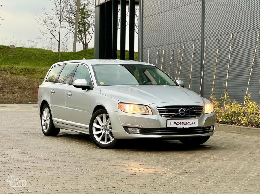Grey Volvo V70 2013 in Vilnius, with an engine capacity of 1.60 L and mileage of 300 thousand km for 6250 €, photo 1 on AUTOMOTO.COM.LV
