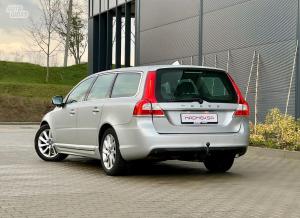 Grey Volvo V70 2013 in Vilnius, with an engine capacity of 1.60 L and mileage of 300 thousand km for 6250 €, photo 3 on AUTOMOTO.COM.LV