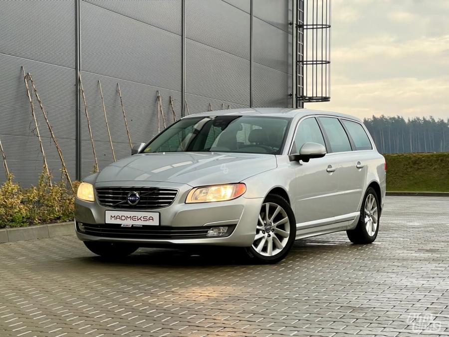 Grey Volvo V70 2013 in Vilnius, with an engine capacity of 1.60 L and mileage of 300 thousand km for 6250 €, photo 5 on AUTOMOTO.COM.LV
