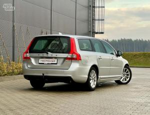 Grey Volvo V70 2013 in Vilnius, with an engine capacity of 1.60 L and mileage of 300 thousand km for 6250 €, photo 6 on AUTOMOTO.COM.LV