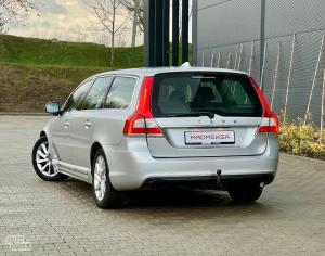 Grey Volvo V70 2013 in Vilnius, with an engine capacity of 1.60 L and mileage of 300 thousand km for 6250 €, photo 7 on AUTOMOTO.COM.LV