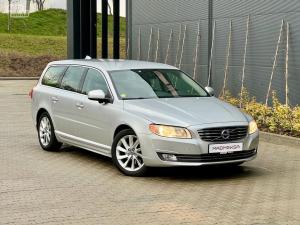 Grey Volvo V70 2013 in Vilnius, with an engine capacity of 1.60 L and mileage of 300 thousand km for 6250 €, photo 8 on AUTOMOTO.COM.LV
