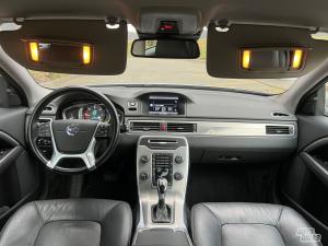 Grey Volvo V70 2013 in Vilnius, with an engine capacity of 1.60 L and mileage of 300 thousand km for 6250 €, photo 18 on AUTOMOTO.COM.LV