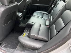 Grey Volvo V70 2013 in Vilnius, with an engine capacity of 1.60 L and mileage of 300 thousand km for 6250 €, photo 25 on AUTOMOTO.COM.LV