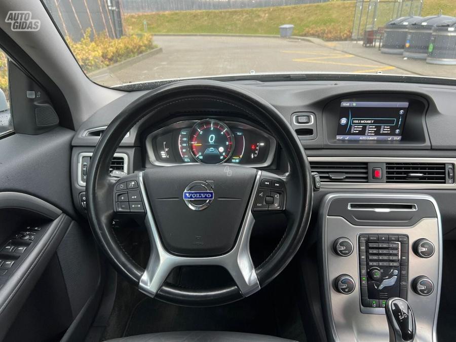 Grey Volvo V70 2013 in Vilnius, with an engine capacity of 1.60 L and mileage of 300 thousand km for 6250 €, photo 28 on AUTOMOTO.COM.LV