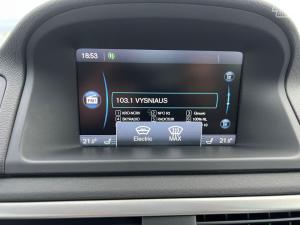 Grey Volvo V70 2013 in Vilnius, with an engine capacity of 1.60 L and mileage of 300 thousand km for 6250 €, photo 36 on AUTOMOTO.COM.LV