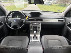 Pelēks Volvo V70 2013 Viljandi, ar dzinēja tilpumu 2.00 L un nobraukumu 256 tūkst. km par 7390 €, foto 6 vietnē AUTOMOTO.COM.LV