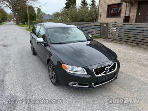 Grey Volvo V70 2013 in Tallinn, with an engine capacity of 2.00 L and mileage of 289 thousand km for 7590 €, photo 11 on AUTOMOTO.COM.LV