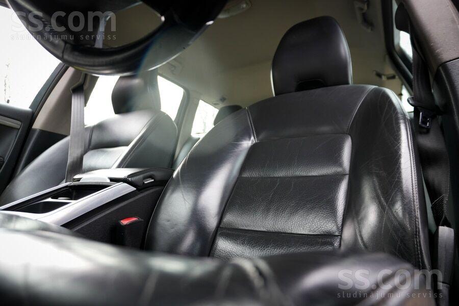 Grey Volvo V70 2013 in Riga, with an engine capacity of 2.00 L and mileage of 320 thousand km for 4800 €, photo 7 on AUTOMOTO.COM.LV