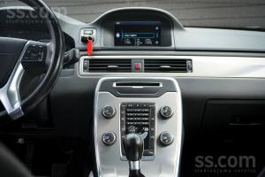 Grey Volvo V70 2013 in Riga, with an engine capacity of 2.00 L and mileage of 320 thousand km for 4800 €, photo 17 on AUTOMOTO.COM.LV