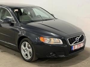 Grey Volvo V70 2013 in Jurmala, with an engine capacity of 2.00 L and mileage of 387 thousand km for 6950 €, photo 11 on AUTOMOTO.COM.LV