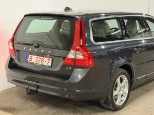 Grey Volvo V70 2013 in Jurmala, with an engine capacity of 2.00 L and mileage of 387 thousand km for 6950 €, photo 12 on AUTOMOTO.COM.LV