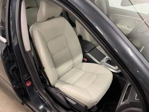 Grey Volvo V70 2013 in Jurmala, with an engine capacity of 2.00 L and mileage of 387 thousand km for 6950 €, photo 22 on AUTOMOTO.COM.LV