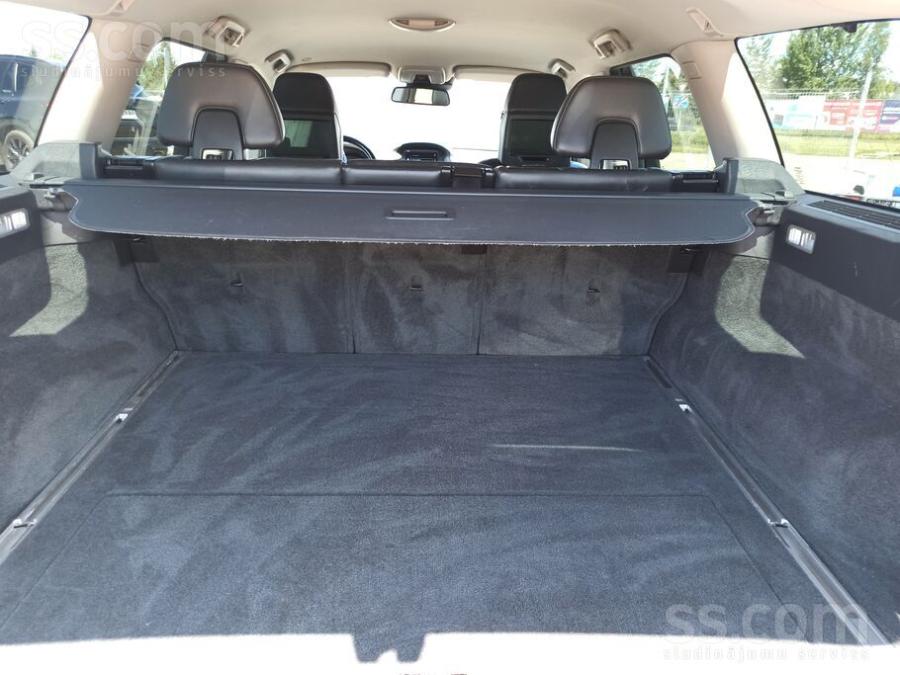 Pelēks Volvo V70 2013 Daugavpils, ar dzinēja tilpumu 2.00 L un nobraukumu 0 tūkst. km par 7350 €, foto 15 vietnē AUTOMOTO.COM.LV