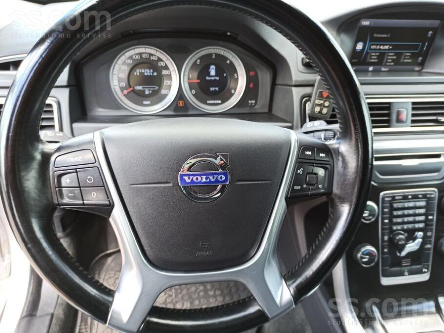 Pelēks Volvo V70 2013 Daugavpils, ar dzinēja tilpumu 2.00 L un nobraukumu 0 tūkst. km par 7350 €, foto 25 vietnē AUTOMOTO.COM.LV