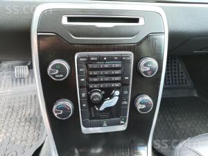 Pelēks Volvo V70 2013 Daugavpils, ar dzinēja tilpumu 2.00 L un nobraukumu 0 tūkst. km par 7350 €, foto 32 vietnē AUTOMOTO.COM.LV