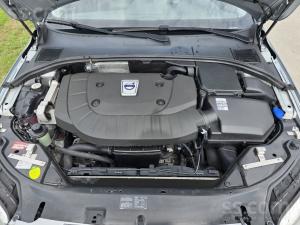 Pelēks Volvo V70 2013 Rīga, ar dzinēja tilpumu 2.40 L un nobraukumu 295 tūkst. km par 7500 €, foto 24 vietnē AUTOMOTO.COM.LV