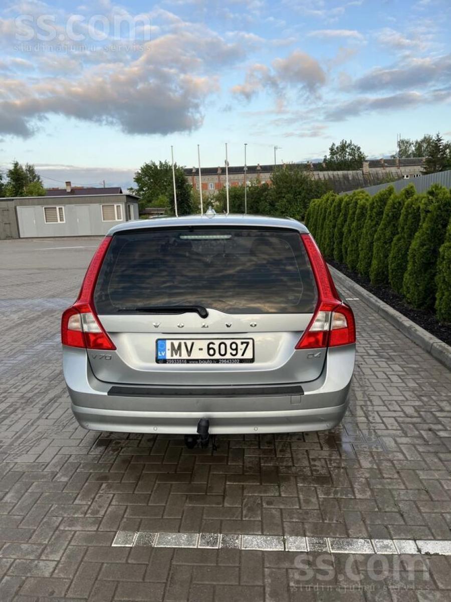 Pelēks Volvo V70 2013 Ludza, ar dzinēja tilpumu 2.00 L un nobraukumu 271 tūkst. km par 6150 €, foto 6 vietnē AUTOMOTO.COM.LV