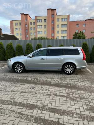 Pelēks Volvo V70 2013 Ludza, ar dzinēja tilpumu 2.00 L un nobraukumu 271 tūkst. km par 6150 €, foto 7 vietnē AUTOMOTO.COM.LV