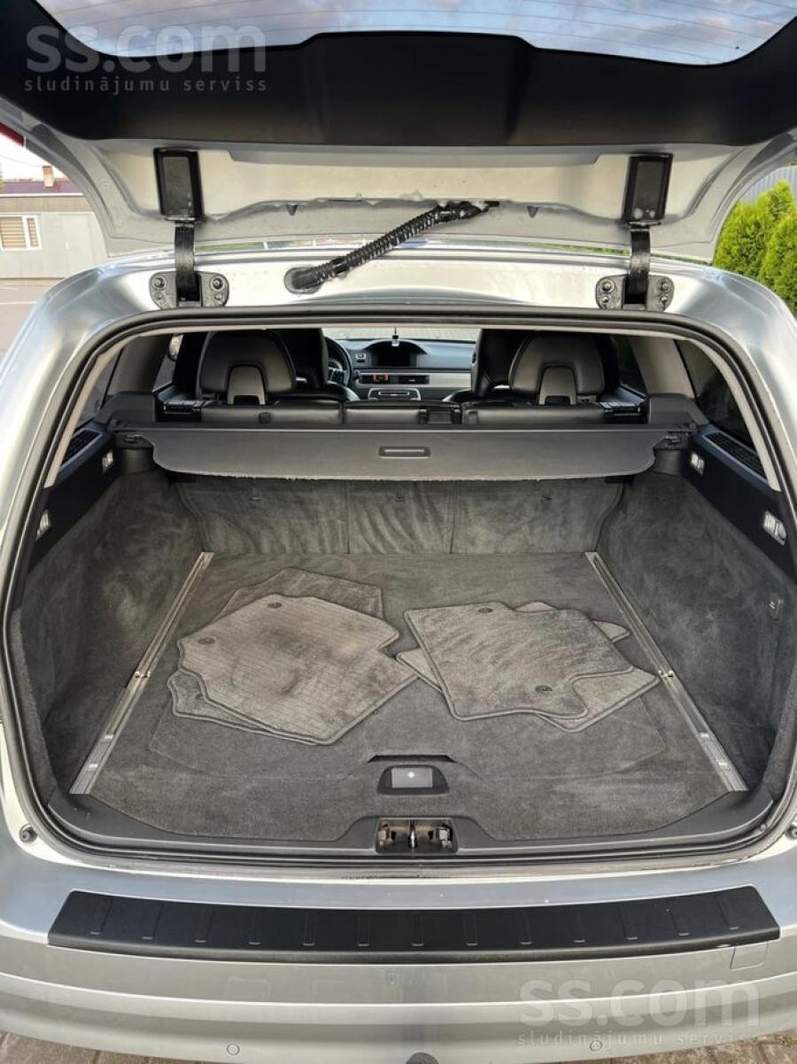 Pelēks Volvo V70 2013 Ludza, ar dzinēja tilpumu 2.00 L un nobraukumu 271 tūkst. km par 6150 €, foto 15 vietnē AUTOMOTO.COM.LV