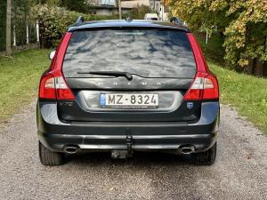 Grey Volvo V70 2013 in Talsi, with an engine capacity of 2.40 L and mileage of 316 thousand km for 7500 €, photo 4 on AUTOMOTO.COM.LV