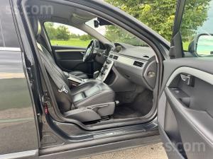 Grey Volvo V70 2013 in Riga, with an engine capacity of 2.00 L and mileage of 357 thousand km for 5850 €, photo 8 on AUTOMOTO.COM.LV
