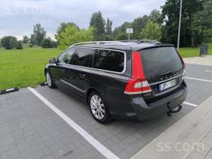 Серый Вольво В70 2013 в Рига, объемом двигателя 1.60 л и пробегом 296 тыс. км за 6000 €, фото 6 на AUTOMOTO.COM.LV