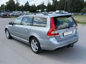 Pelēks Volvo V70 2013 Tauragė, ar dzinēja tilpumu 1.98 L un nobraukumu 287 tūkst. km par 5750 €, foto 4 vietnē AUTOMOTO.COM.LV