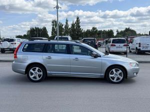 Pelēks Volvo V70 2013 Tauragė, ar dzinēja tilpumu 1.98 L un nobraukumu 287 tūkst. km par 5750 €, foto 6 vietnē AUTOMOTO.COM.LV