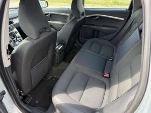 Pelēks Volvo V70 2013 Tauragė, ar dzinēja tilpumu 1.98 L un nobraukumu 287 tūkst. km par 5750 €, foto 10 vietnē AUTOMOTO.COM.LV