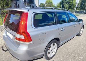 Grey Volvo V70 2013 in Kaunas, with an engine capacity of 1.98 L and mileage of 287 thousand km for 6250 €, photo 7 on AUTOMOTO.COM.LV