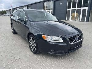 Grey Volvo V70 2013 in Kaunas, with an engine capacity of 1.98 L and mileage of 268 thousand km for 5850 €, photo 6 on AUTOMOTO.COM.LV