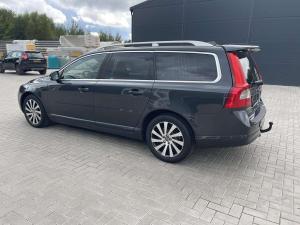 Grey Volvo V70 2013 in Kaunas, with an engine capacity of 1.98 L and mileage of 268 thousand km for 5850 €, photo 16 on AUTOMOTO.COM.LV